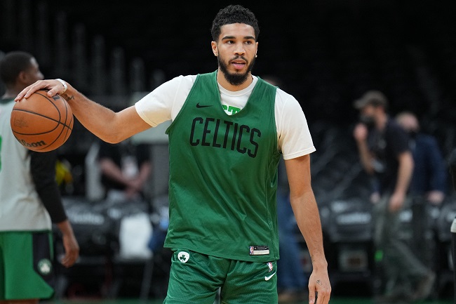 Tatum dispensa rótulo de superastro: “se vencermos, não poderão ...